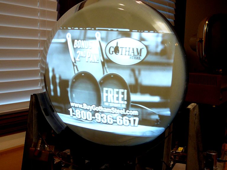 DuMont Model RA-102 Clifton Television (1947)