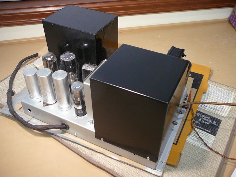 DuMont Model RA-102 Clifton Television (1947)