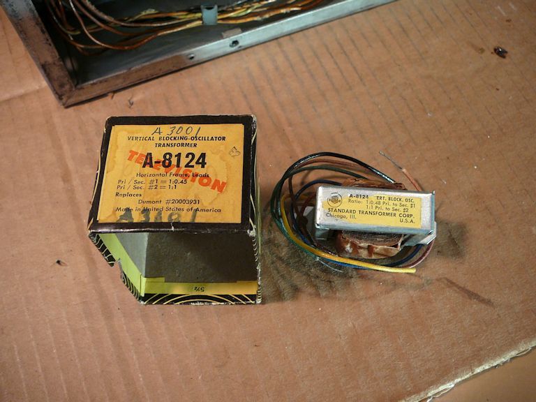 DuMont Model RA-102 Clifton Television (1947)